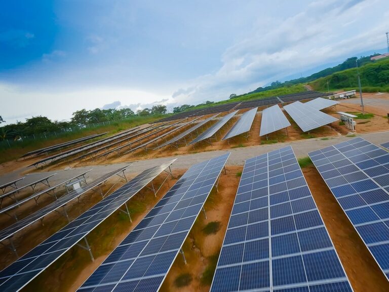 Leading the Philippines' renewable energy revolution | ACEN